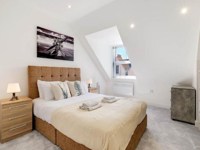 GU15 Aspen Court 06 1 bed apartment to rent £2,500 pcm £577 pw