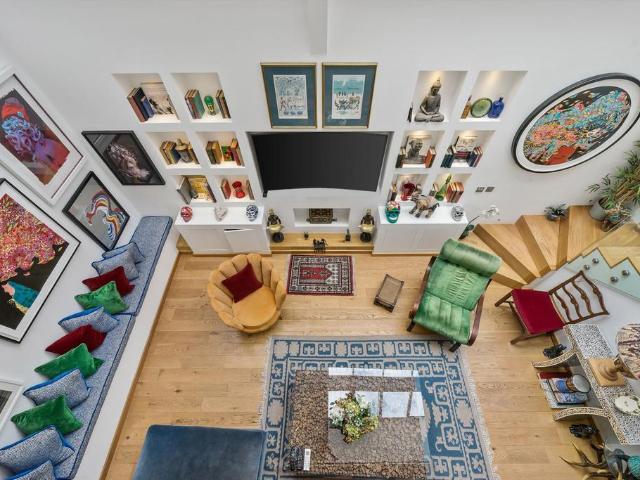Gunter Grove, London SW10 3 bed flat to rent £8,667 pcm £2,000 pw