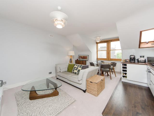 Gunterstone Road, London W14, 2 bed flat to rent, £2,600 pcm | PrimeLocation