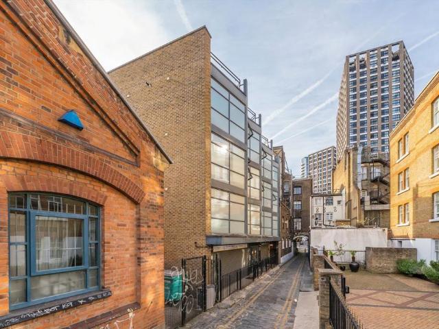 Gunthorpe Street, London E1 2 bed flat to rent £2,600 pcm £600 pw