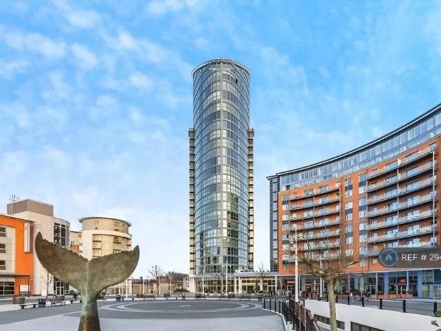 Gunwharf Quays, Gunwharf Quays, PO1 2 bed flat to rent £2,695 pcm £622 pw