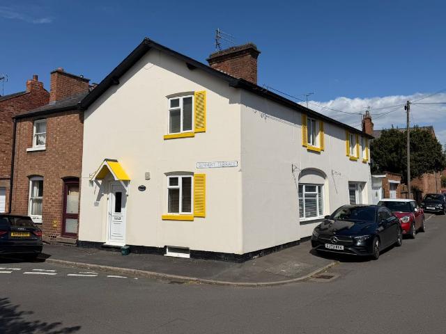 Gunnery Terrace, Leamington Spa CV32, 2 bed flat to rent, £1,200 pcm | PrimeLocation