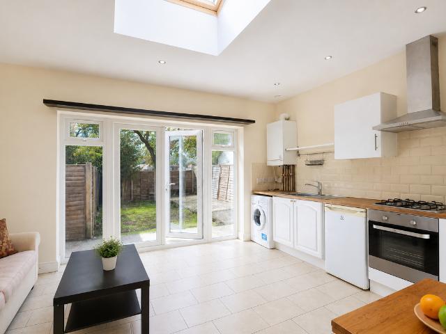 Gunnersbury Avenue, Ealing W5, 1 bed flat to rent, £1,695 pcm | PrimeLocation