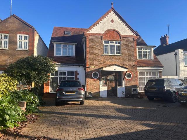 Gunnersbury Avenue, London W5, 1 bed flat to rent, £1,750 pcm | PrimeLocation