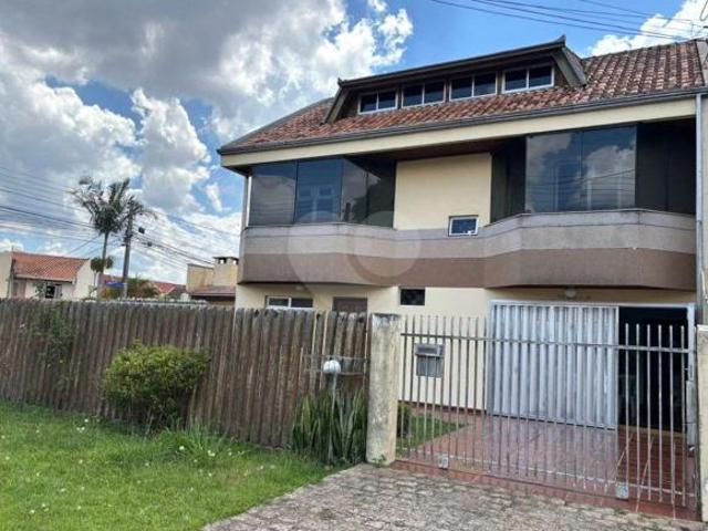 Guaira Sobrado Triplex de esquina 3 quartos sendo 1 suite 180m²