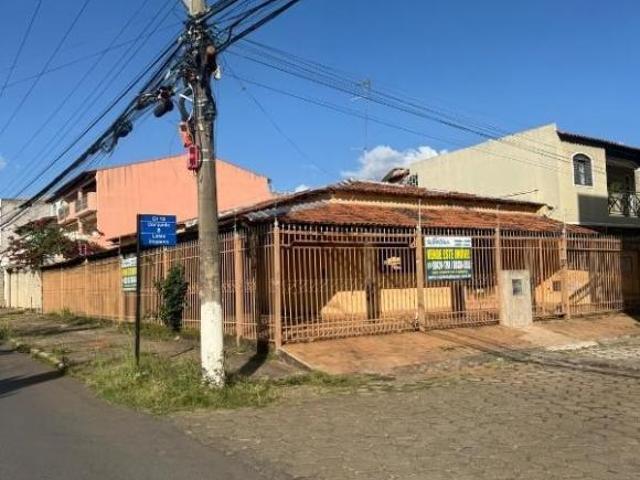 GUARÁ QI 12 ESQUINA TERREA LOTE 200 M² 4 QUARTOS 2 SUÍTES GARAGEM P/ 4 CARROS