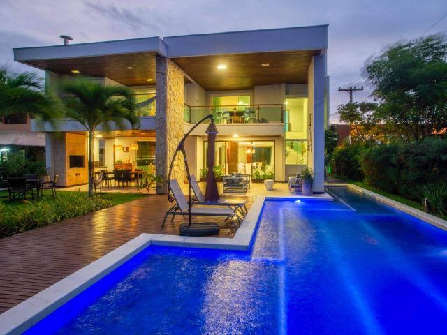 Guarajuba Casa 5 suítes próxima ao Mar