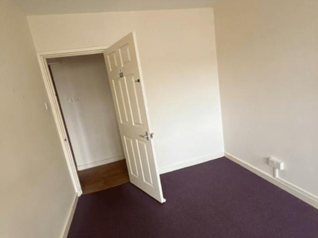Guardianship: 2 Bed Flats in Camden Town