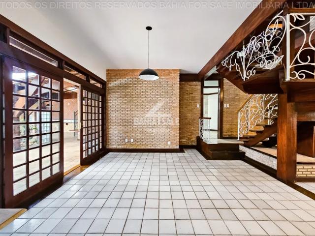 Águas de Jaguaribe: Casa ampla com 450m², 6 dormitórios, 5 suítes, conforto e lazer completo!