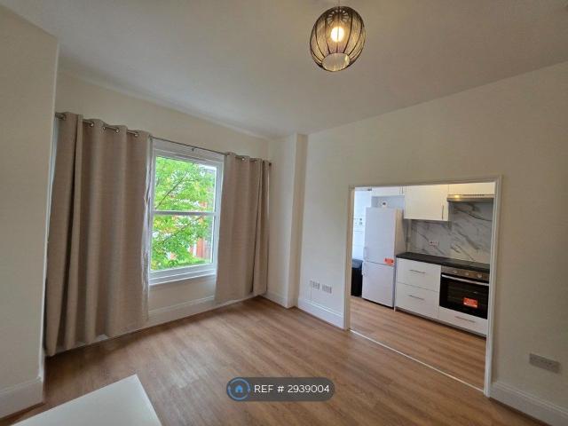 Gubyon Avenue, London SE24, 1 bed flat to rent, £1,690 pcm | PrimeLocation