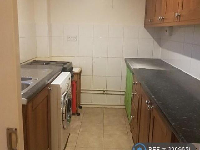 Guernsey Close, Hounslow, TW5 2 bed maisonette to rent £1,800 pcm £415 pw