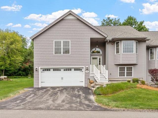 Guernsey Dr, Atkinson, Condo For Sale