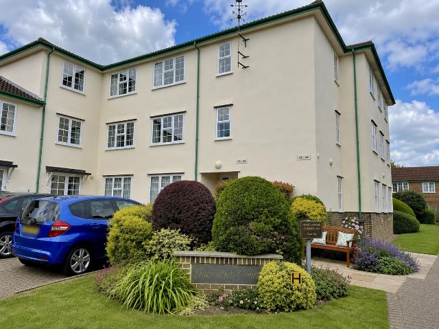 Guessens Court, Welwyn Garden City, Hertfordshire AL8, 2 bed flat to rent, £1,450 pcm | PrimeLocation