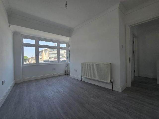 Guide Price £2,000 pcm Available Now Part Furnished