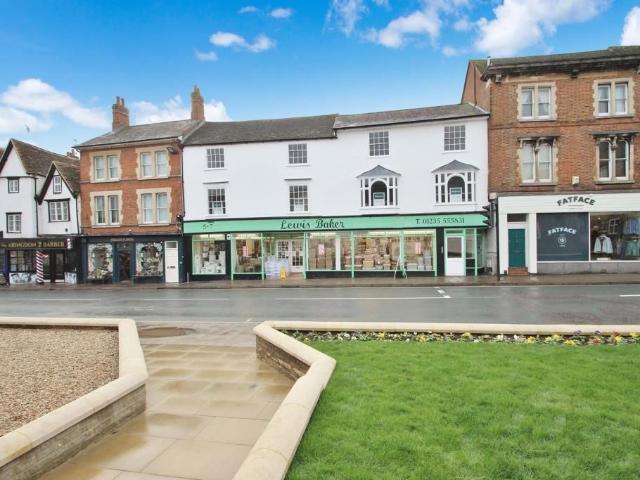 Guild View, Bridge Street, Abingdon OX14, 1 bed flat to rent, £995 pcm | PrimeLocation