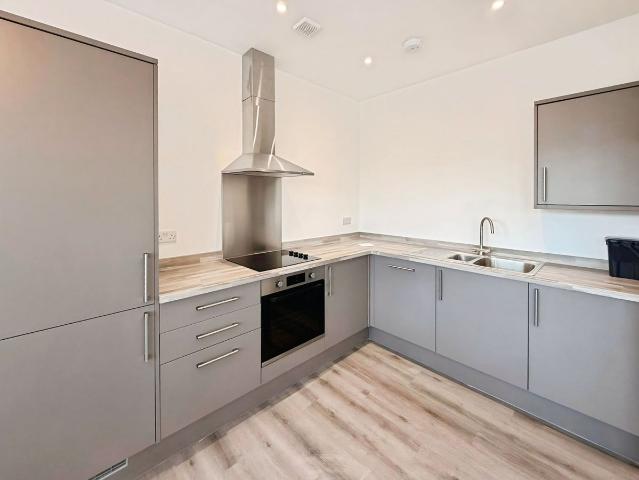 Guild House, Oundle Road, Peterborough PE2, 1 bed flat to rent, £895 pcm | PrimeLocation