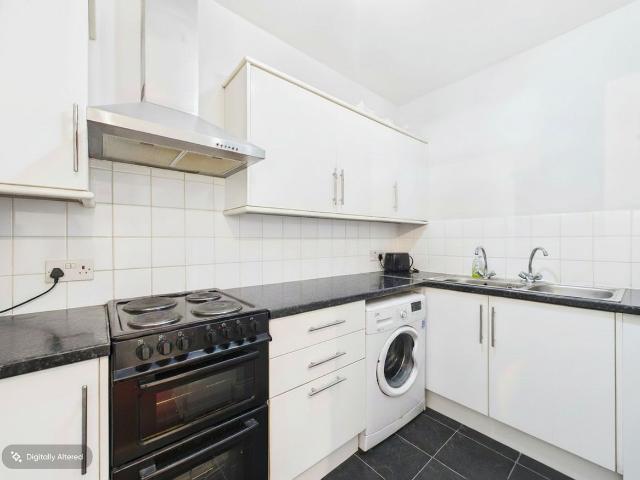 Guildford Street, Chertsey, Surrey KT16, Studio to rent, £895 pcm | PrimeLocation