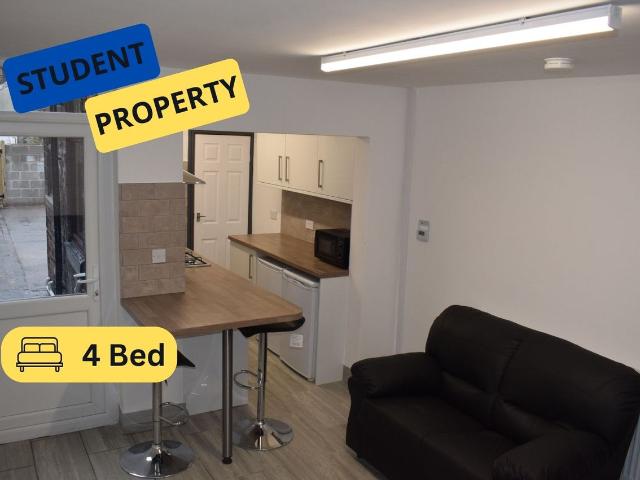 Guildford Street, Stoke On Trent ST4, 4 bed terraced house to rent, £396 pcm | PrimeLocation