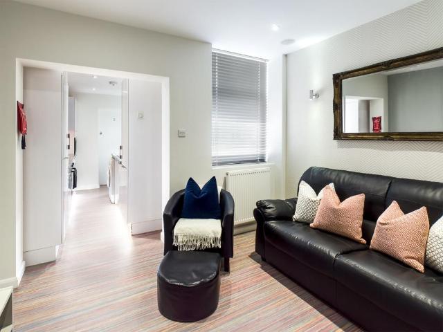 Guildford Street, Stoke ST4, 4 bed terraced house to rent, £429 pppm | PrimeLocation
