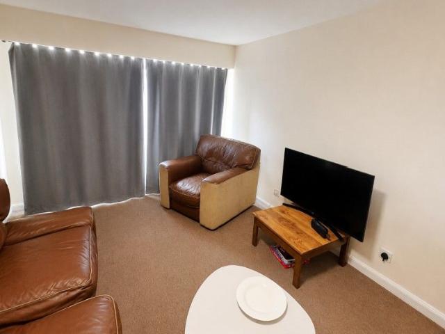Guildford Park Avenue, Guildford, Surrey, GU2