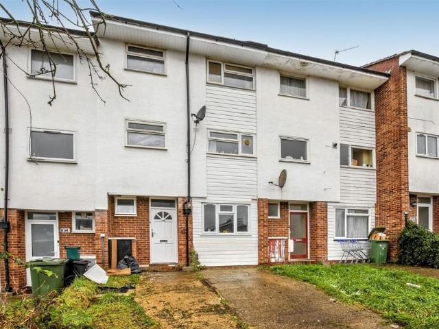 Guildford Park Avenue, Guildford 5 bed terraced house to rent £3,875 pcm £894 pw