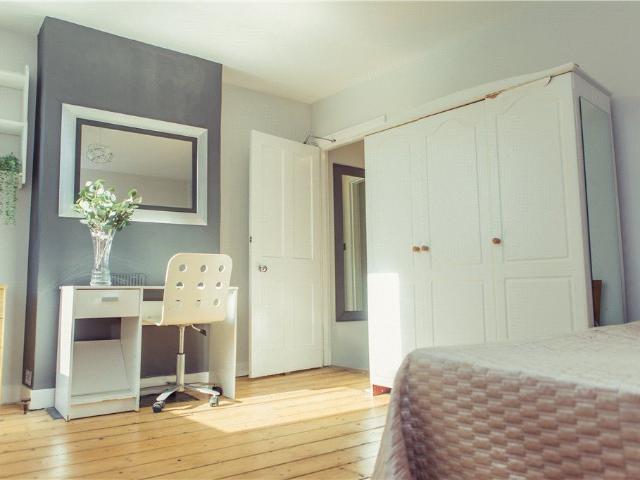 Guildford Park Road, Guildford, Surrey GU2, 5 bed semi detached house to rent, £4,000 pcm | PrimeLocation