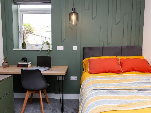 Guildford Road, Southend On Sea SS2, Room to rent, £795 pcm | PrimeLocation