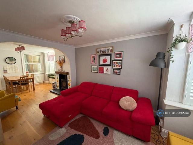 Guildford Road, St Albans, AL1 3 bed end of terrace house to rent £2,650 pcm £612 pw