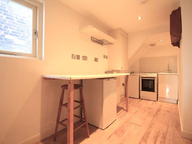 Guildhall Hill, Norwich NR2, Studio to rent, £950 pcm | PrimeLocation