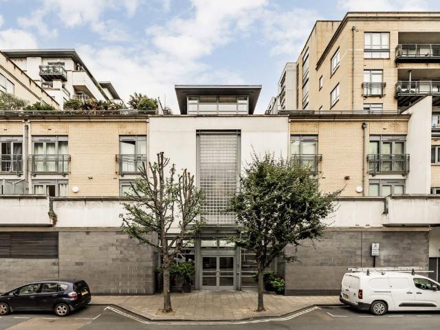 Guildhouse Street, Pimlico SW1V, 2 bed flat to rent, £3,098 pcm | PrimeLocation