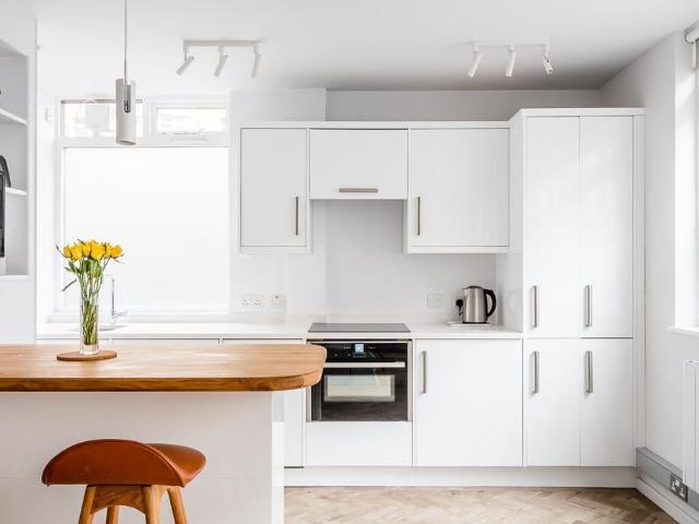 Guilford Street, Bloomsbury WC1N, Studio to rent, £2,123 pcm | PrimeLocation
