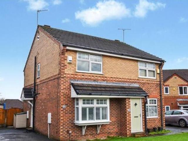 Guillemot Approach, Morley, 2 Bedroom Semi detached