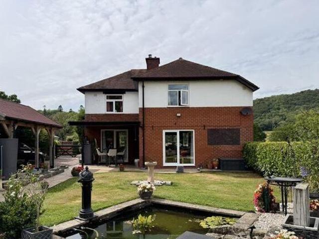 Guilsfield, Welshpool, 4 Bedroom Detached