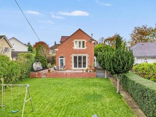 Guiseley, Renton Drive, Leeds, 3 Bedroom Detached