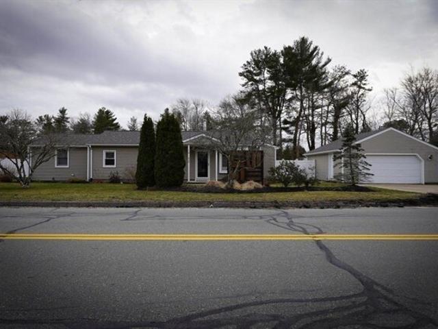 Gulf Rd W, Dartmouth, Home For Sale