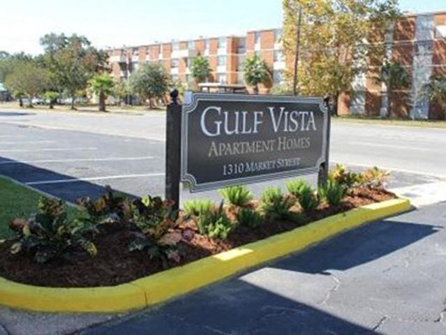 Gulf Vista Apartments 3 bed 2 bath