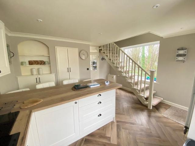 Gullivers Close, West Cross, Swansea, SA3