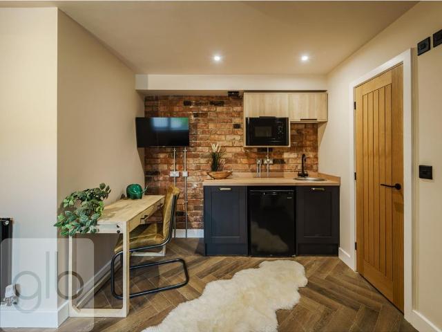 Gulson Road, Coventry CV1, Room to rent, £825 pcm | PrimeLocation