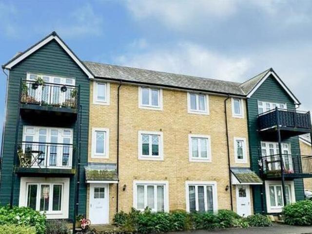 Gurkha Road, Church Crookham, 2 Bedroom Apartment