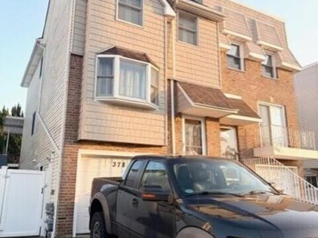 Gurley Ave, Staten Island, Home For Sale