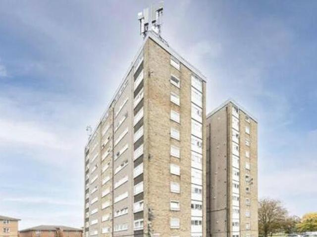 Gurnell Grove, London, 2 Bedroom Flat