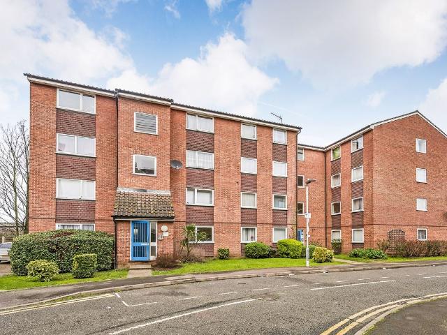 Gurney Close, Barking IG11, 1 bed flat to rent, £1,250 pcm | PrimeLocation