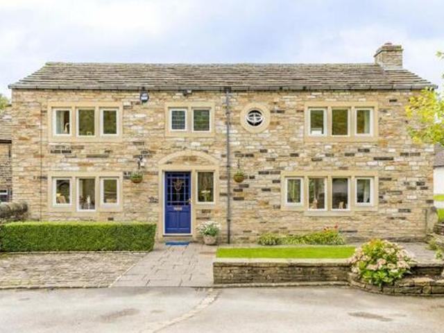 Gynn Lane, Honley, 4 Bedroom Link