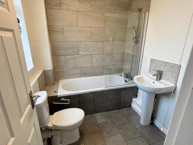 Gynsill Lane, Anstey LE7, 2 bed flat to rent, £850 pcm | PrimeLocation