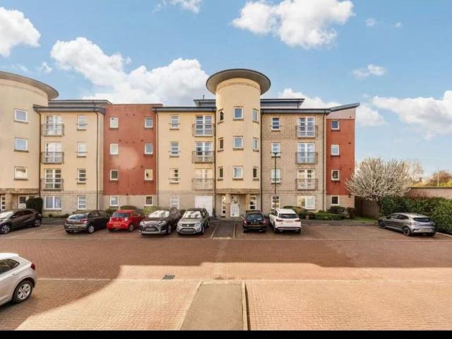 Gylemuir Road, Corstorphine, Edinburgh EH12, 3 bed flat to rent, £2,200 pcm | PrimeLocation