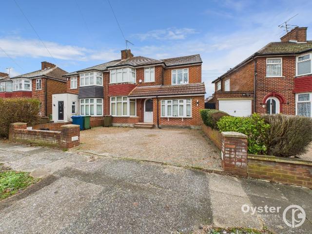 Gyles Park, Stanmore HA7, 4 bed semi detached house to rent, £2,850 pcm | PrimeLocation