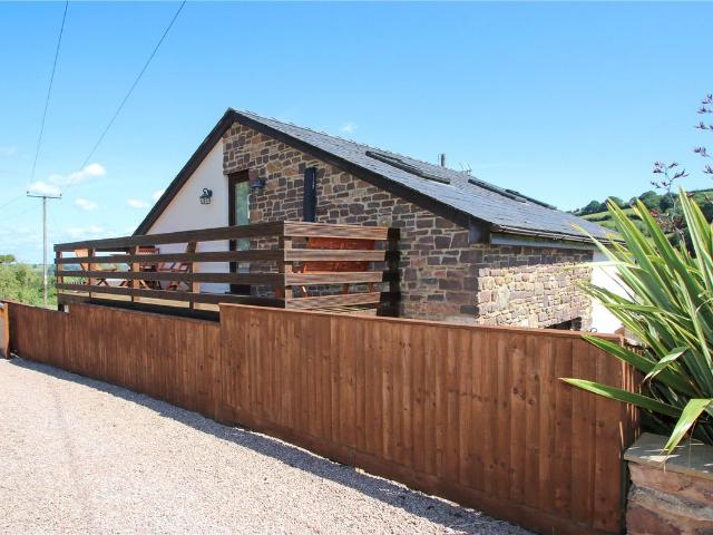 Gypsy's Loft, Flat 2, Barrel Lane, Longhope, Gloucestershire GL17, 1 bed flat to rent, £725 pcm | PrimeLocation