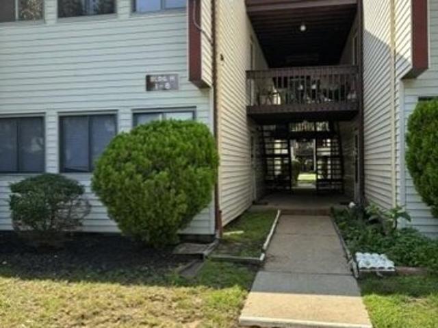 H Avon Dr, Hightstown, Condo For Sale