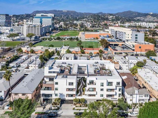 H Wood Apartments LLC 3 Bedroom Apartment for Rent at 5727 La Mirada Ave, Los Angeles, CA 90038 Hollywood Studio District