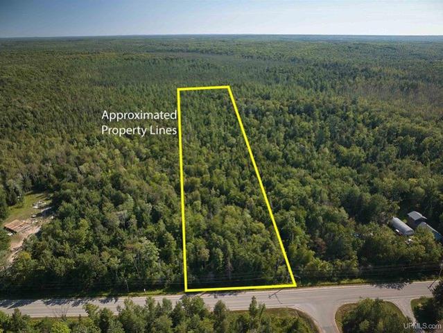 H 58 Road, Munising, MI 49862